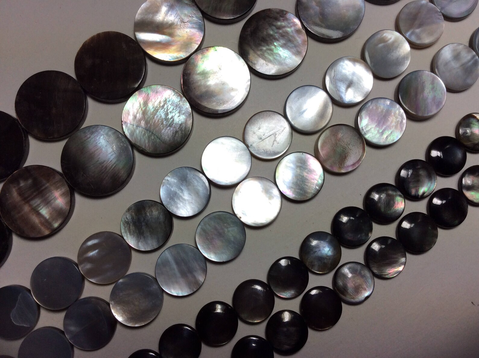 Mother-of-pearl Black Lip Shell Coinflat OR Puffy Coins - Etsy
