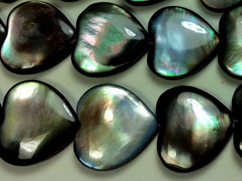 Mother-of-pearl, Black Lip Shell Beads, Heart Shape. 15 Mm Puffy Heart ...