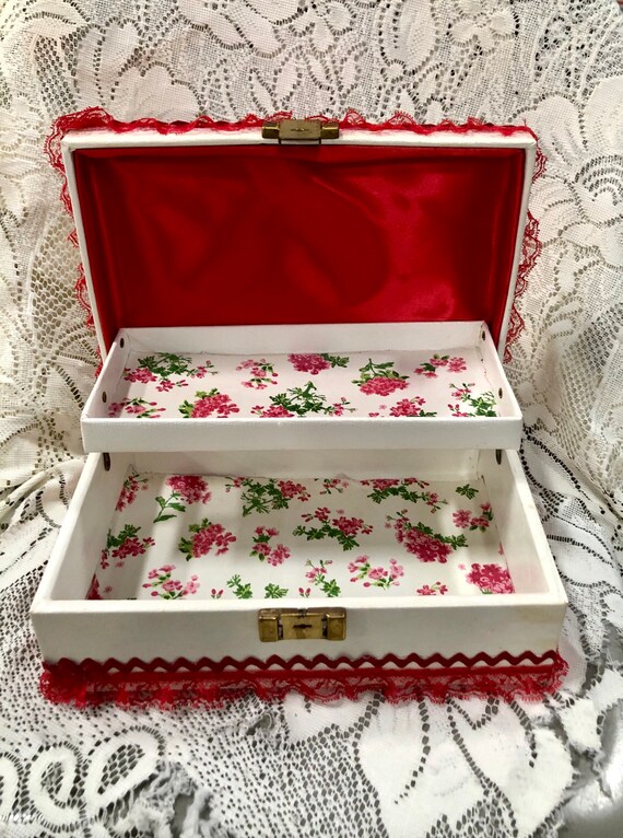 Vintage upcycled Jewelry Box/Buxton Red white Jewlery… - Gem