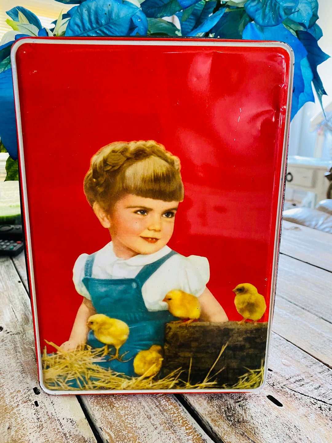 Rare Vintage Red Tin With Girl and Baby Chicks/vintage Farmhouse Tin ...