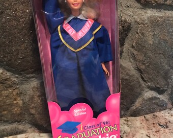 Graduation Barbie Svg - Etsy