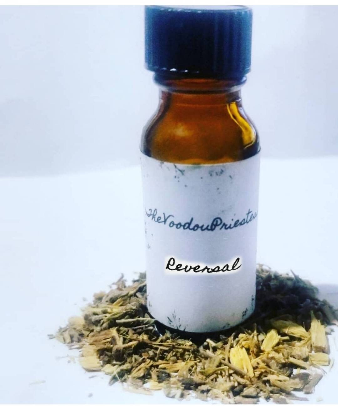 The Voodou Priestess Reversal Oil: Voodoo Hoodoo Magic Spell, Herbs ...