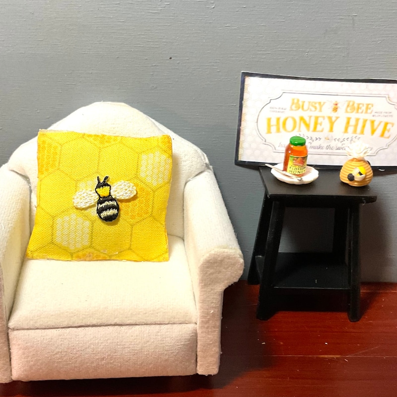 Bee Pillow - Etsy