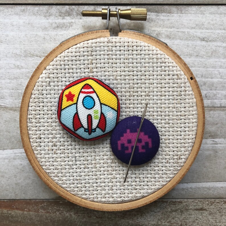 Alien Needle Minder Set Alien Cross Stitch Cat Needle - Etsy