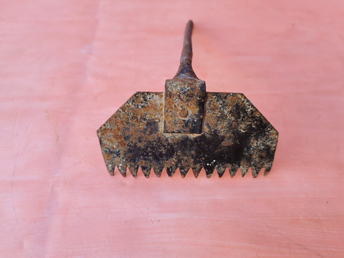 Old antique primitive iron comb tool for horse | Etsy