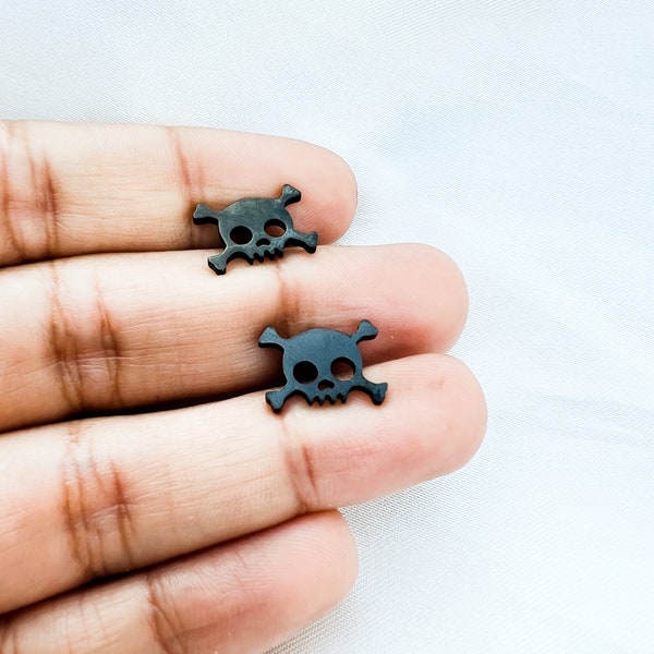 Skull Earrings - Etsy