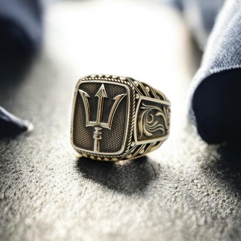 Greek God Ring - Etsy