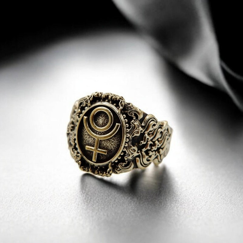Planet Ring - Etsy