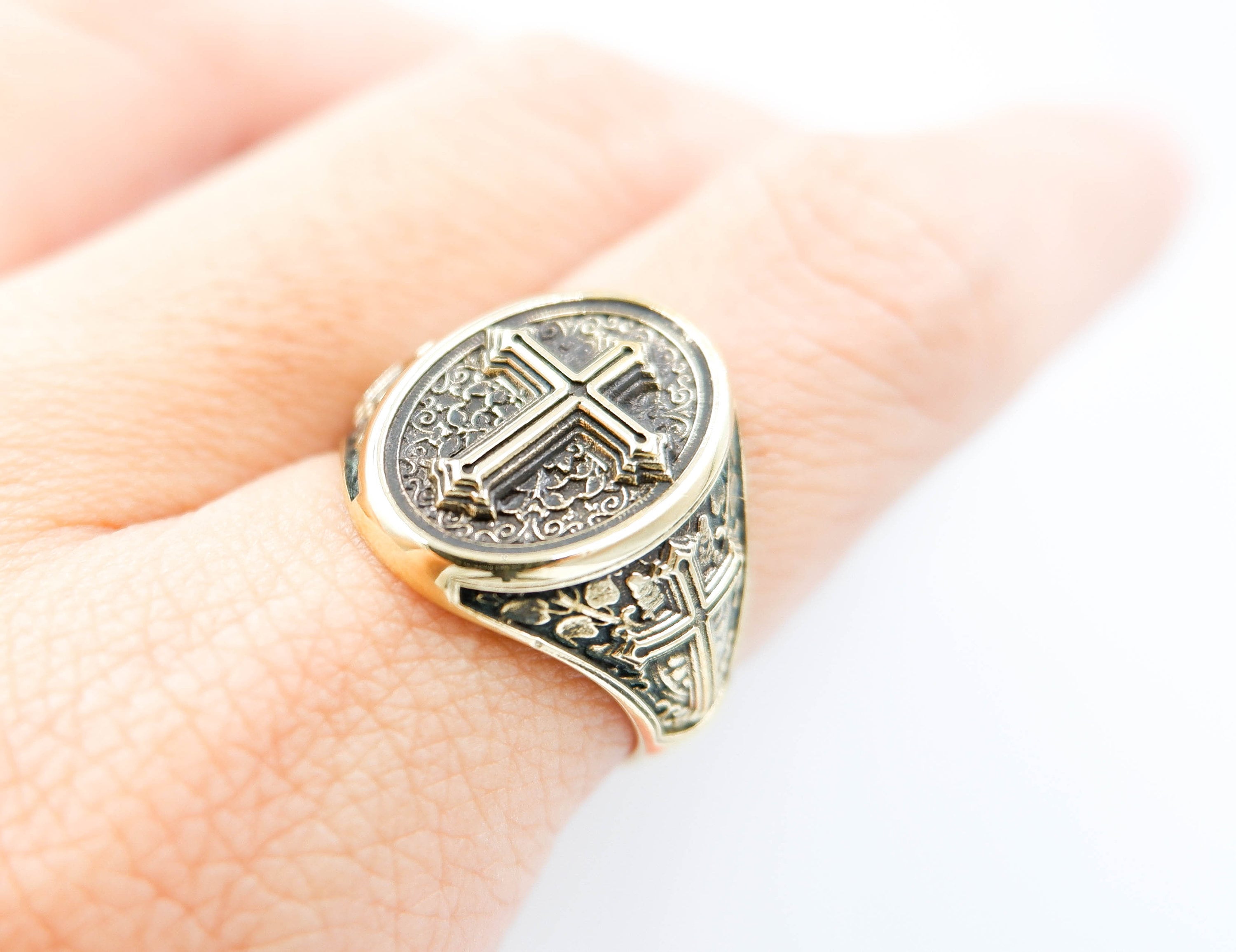 Signet Cross Ring Jesus Cross Men's Rings Christian - Etsy