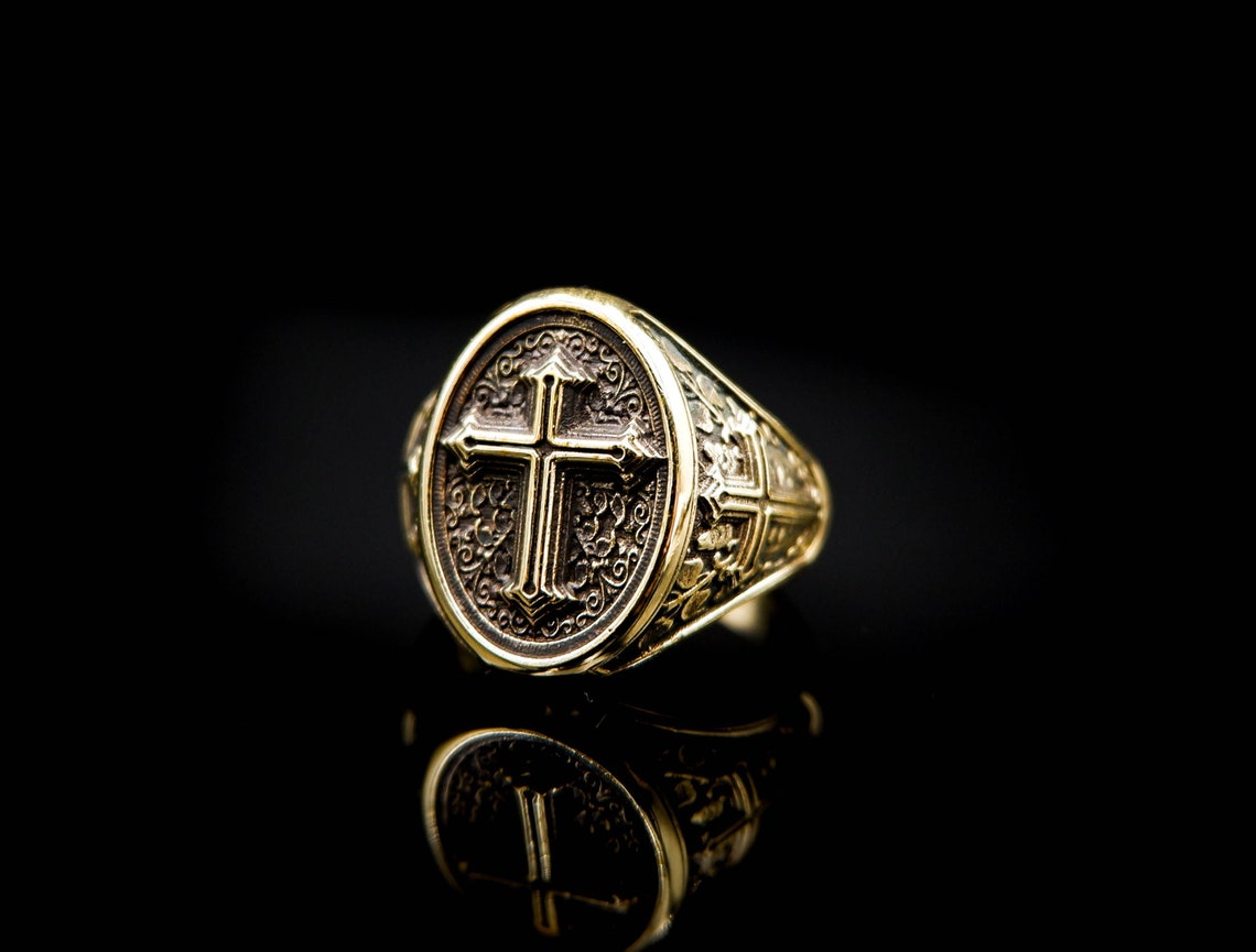 Signet Cross Ring Jesus Cross Men's Rings Christian - Etsy