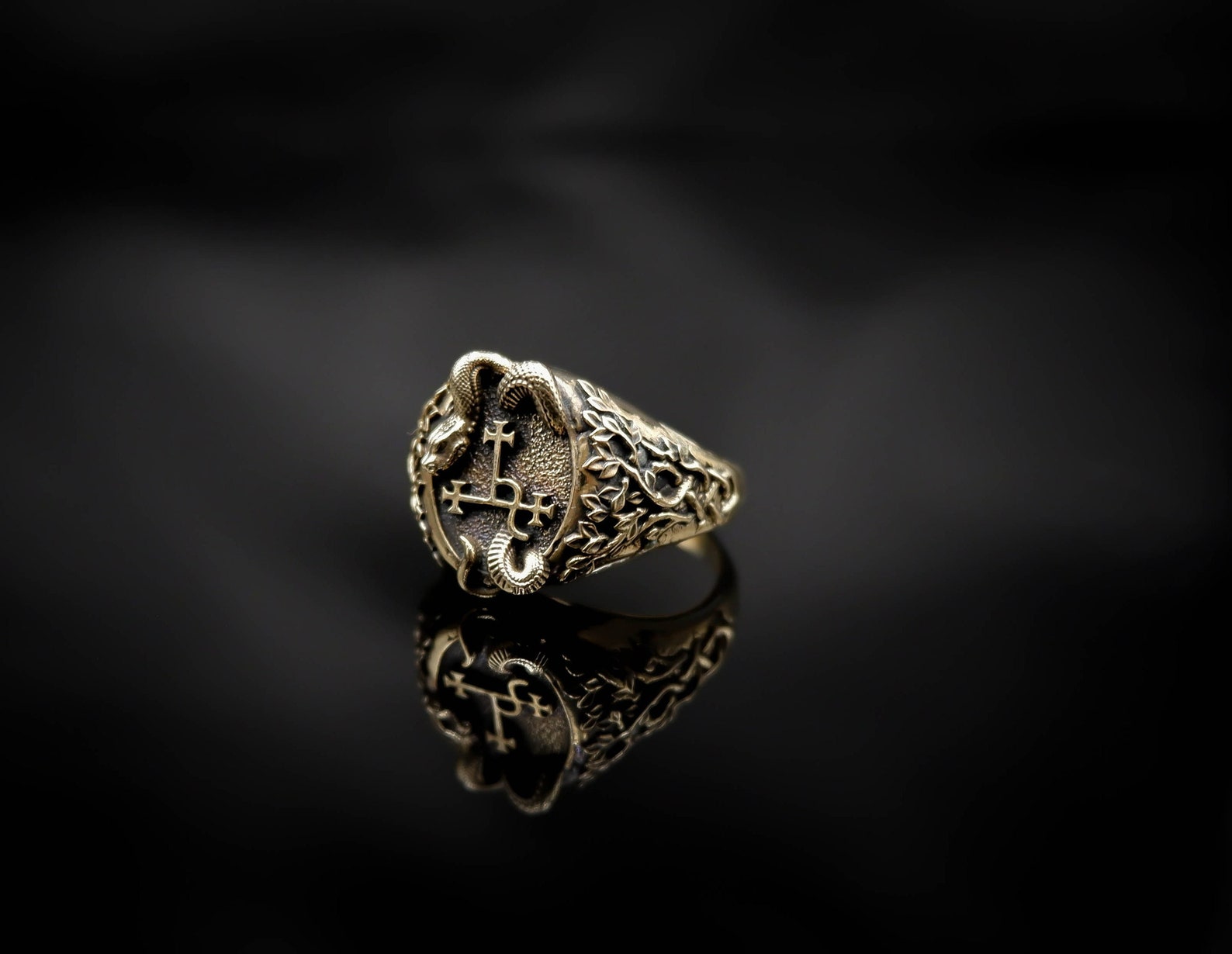 Sigil of Lilith With Snake Ring, Sigil of Lilith Ring, Lesser Key of ...