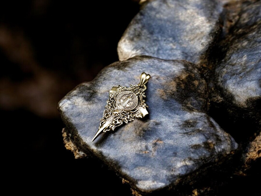 St Benedict Exorcism Cross Demon Protection Pendant, St Benedict ...