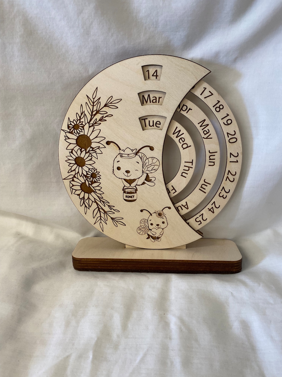 Perpetual Calendar, Bumble Bee, Gift, Laser Cut, Engraved, Desktop ...