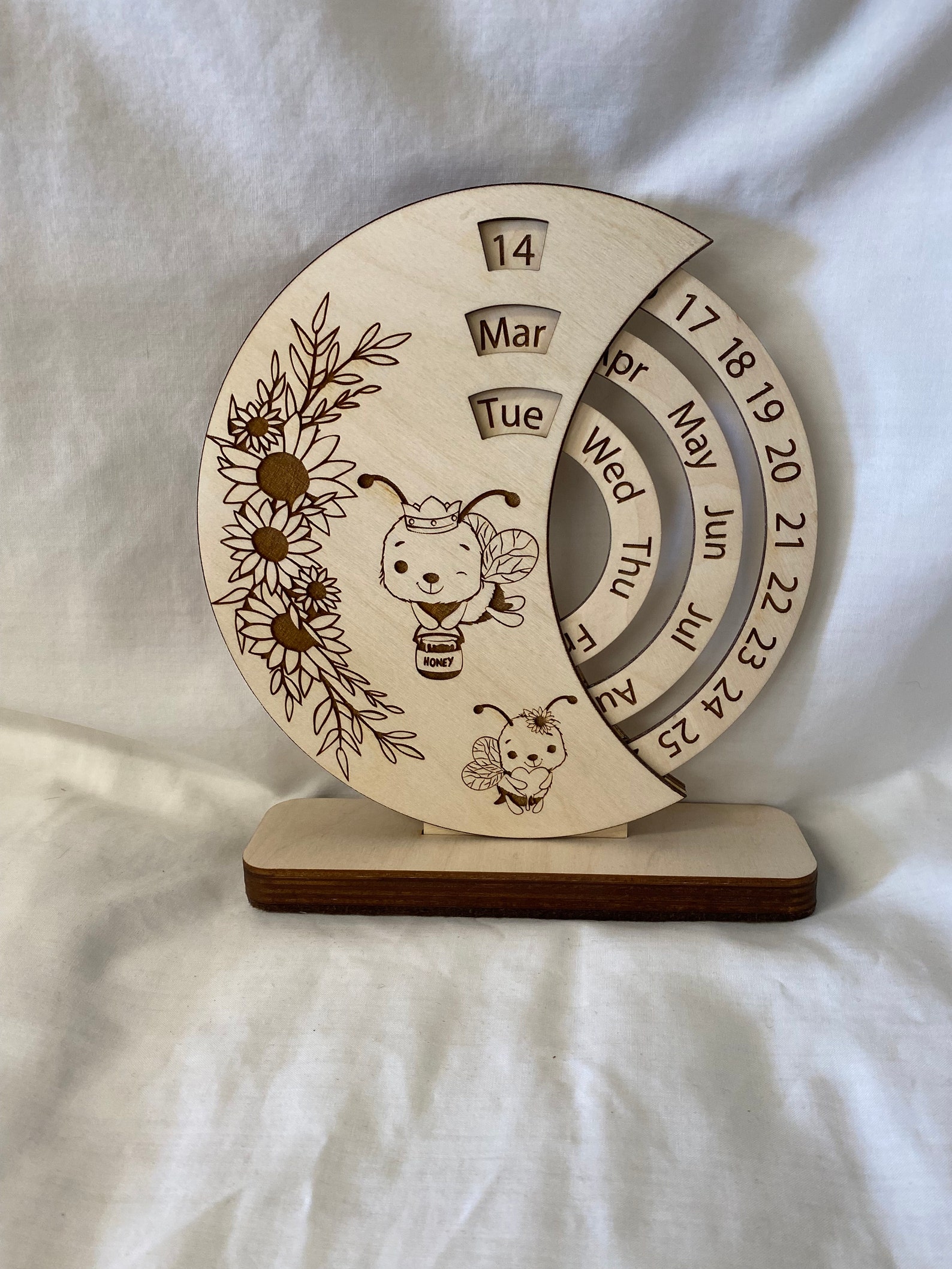 Perpetual Calendar, Bumble Bee, Gift, Laser Cut, Engraved, Desktop ...