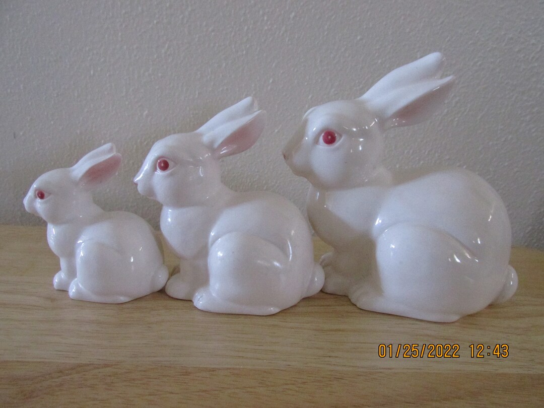 Lefton Vintage Ceramic Easter Bunnies Set of 3 #04750B, 04751, 04753 - Etsy