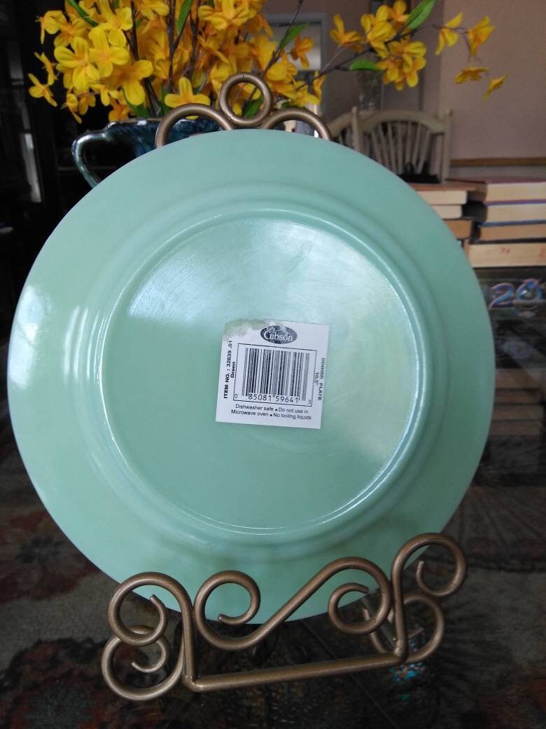 Jadeite Vintage Plate by Gibson - Etsy