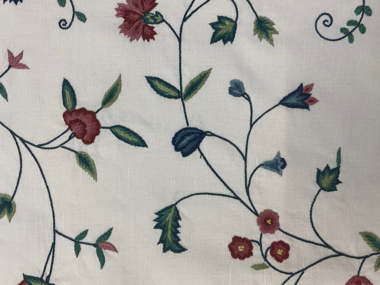 Chelsea Textiles "carnation and Cornflower Vine" Fabric Remnants - Etsy