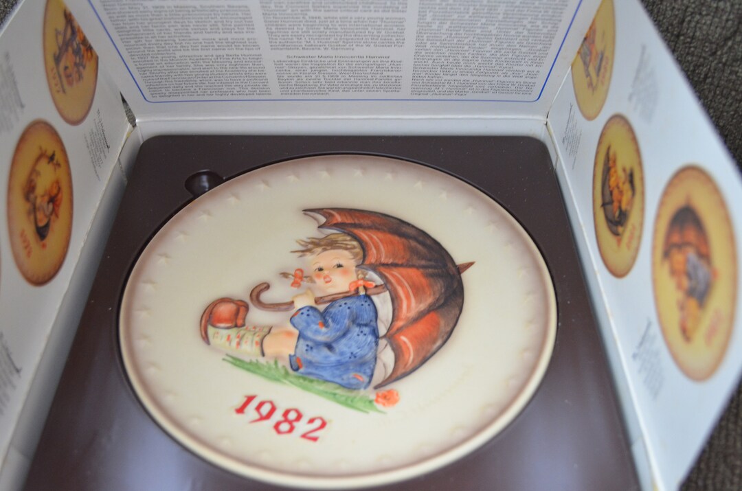 M.I. Hummel 12 Th Annual Plate 1982 # 275 "umbrella Girl" Hummel Plate ...