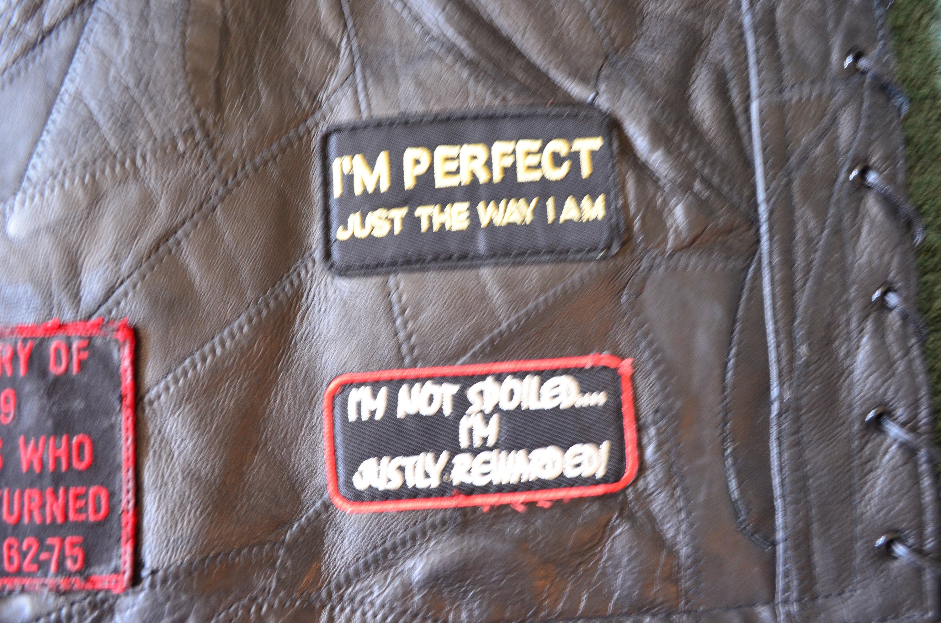 Diamond Plate Genuine Leather Motorcycle Riders Vest With 10 Patches ...