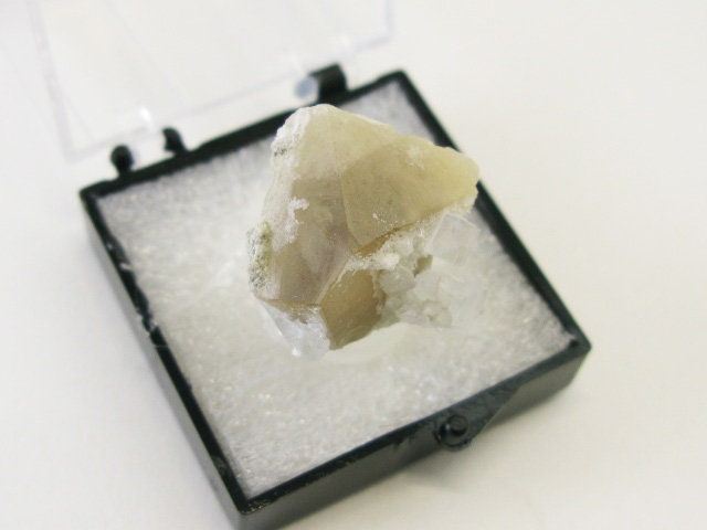 Scheelite & Fluorite Hunan Prov. China. Hermosos cristales - Etsy España