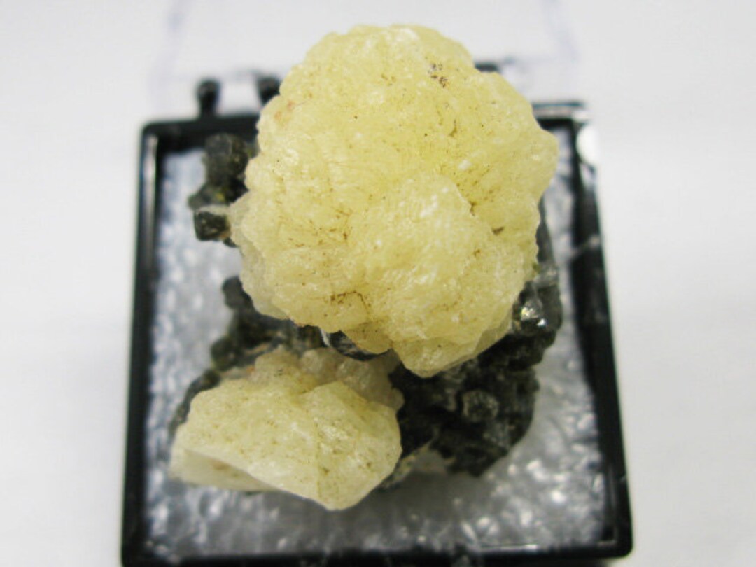 Stilbite & Epidote Mali. Beautiful Natural Yellow Green - Etsy