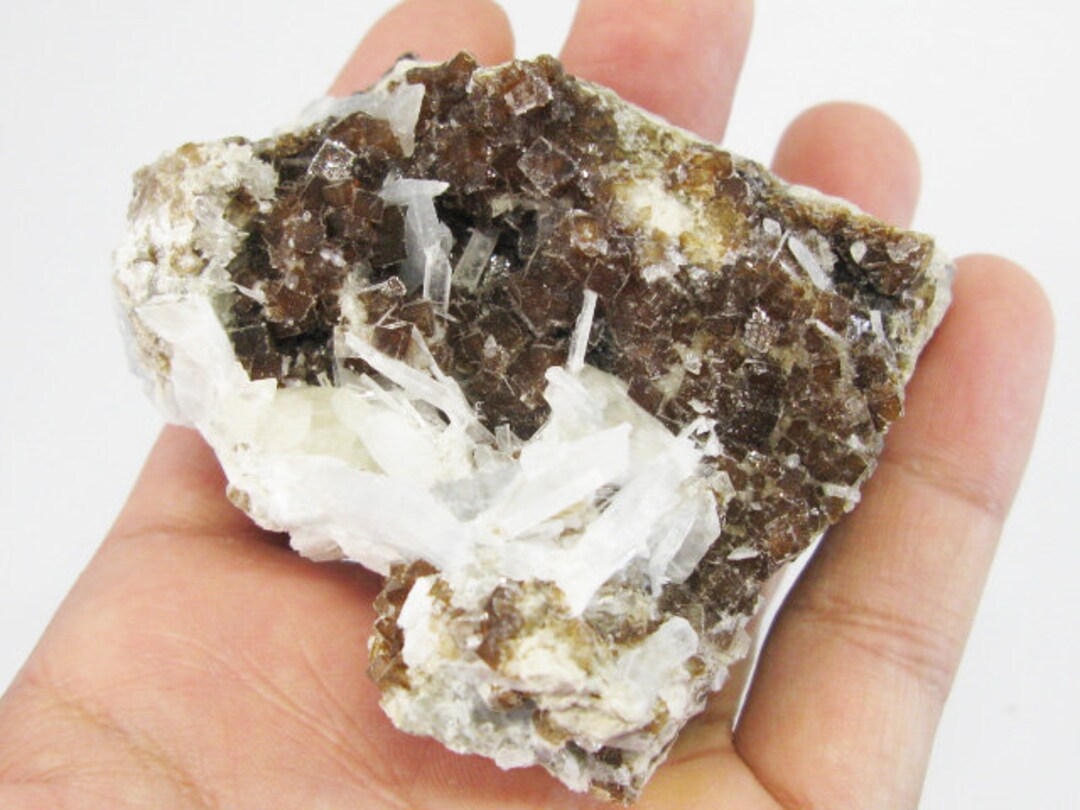 2.7 Fluorite FLUORESCENT 213g Clay Center, Ohio Crystal Cluster ...