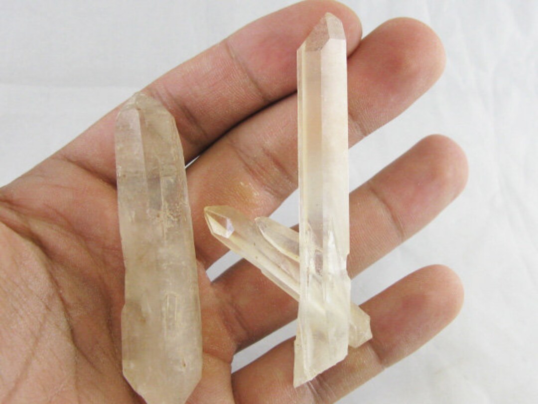 SET OF 2 Laser Quartz Crystal Cluster 50g Madagascar Crystal - Etsy España