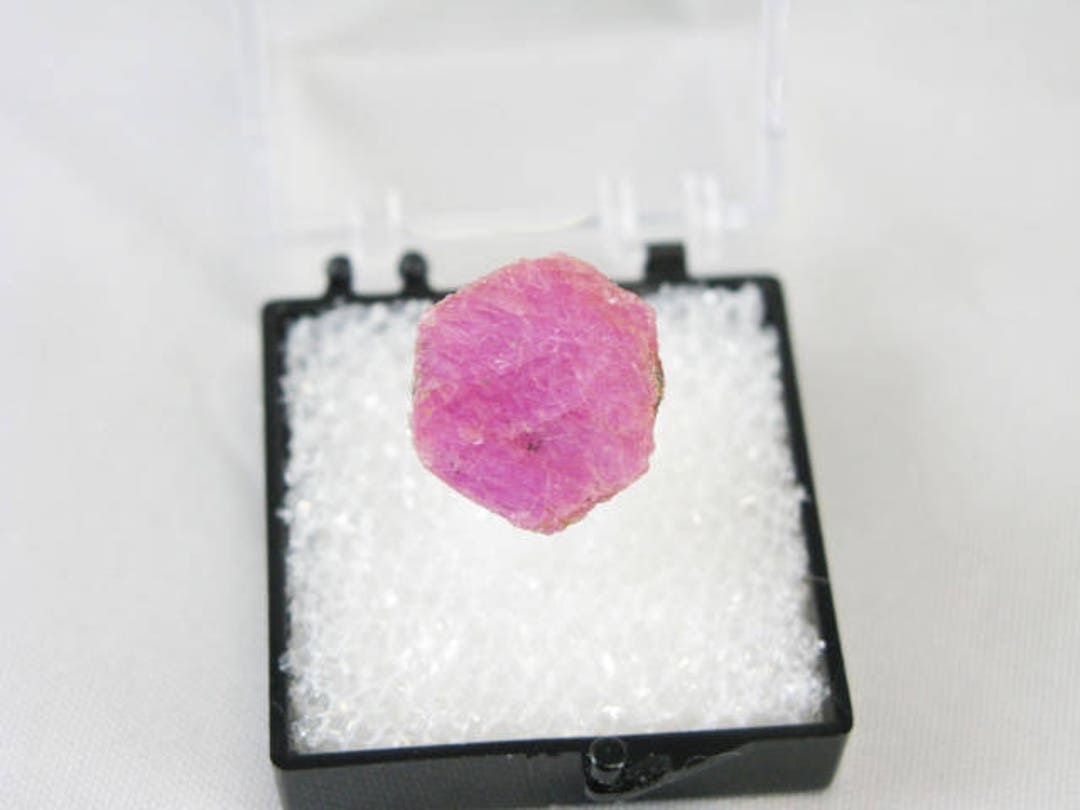 Ruby - Madagascar. Beautiful Natural Hexagonal Red Pink Corundum ...