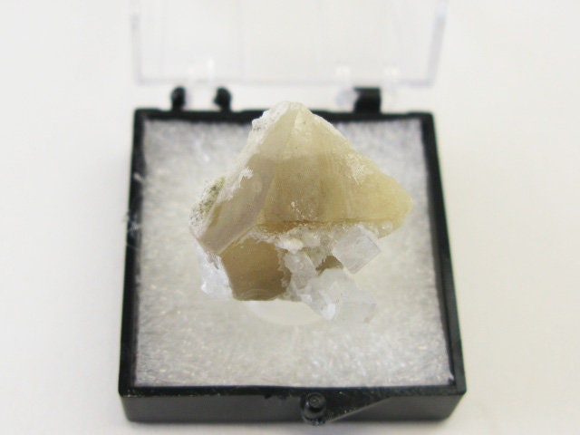 Scheelite & Fluorite Hunan Prov. China. Hermosos cristales - Etsy España