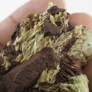 2.4 Phosphophyllite Bolivia 105g Beautiful Blue Green Crystals Rock and ...