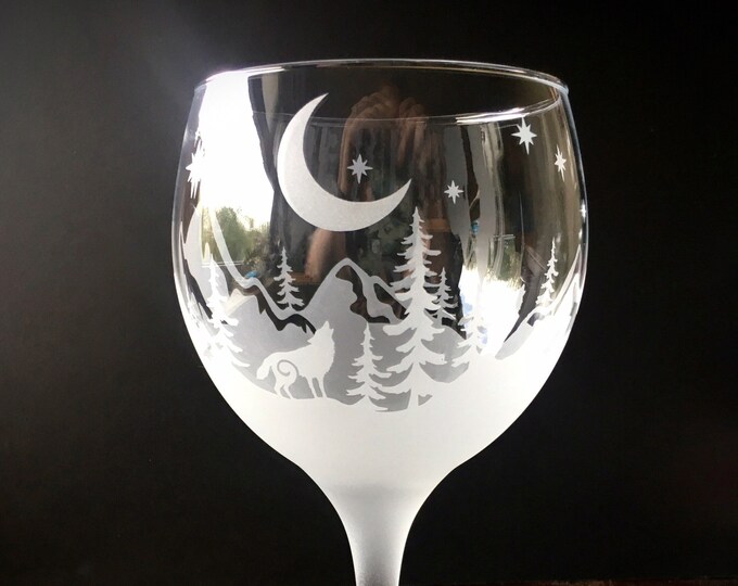 Wolf Etched Gin Glass, Wolf Moon, Wolf Gifts for Women - Etsy UK