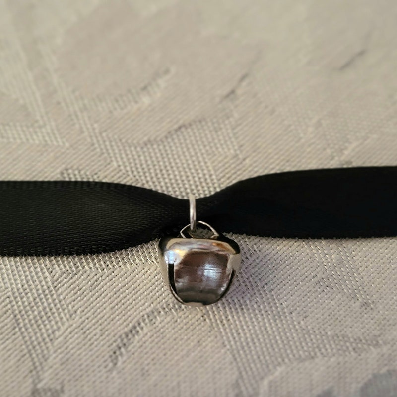 Bell Choker - Etsy