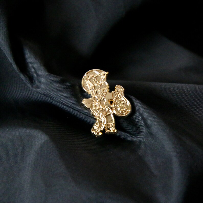 RR Soft Enamel Pin (gold) for (hats, Bags, Vest, Jackets, Beanies ...