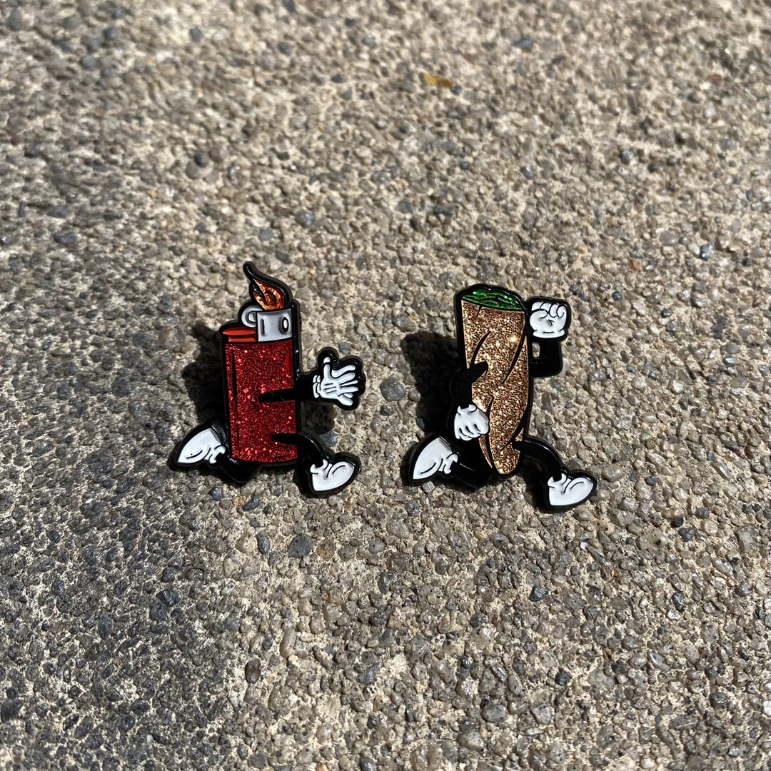 Lighter Chasing Joint Soft Enamel Pin (red + Glitter) for (hats, Bags ...