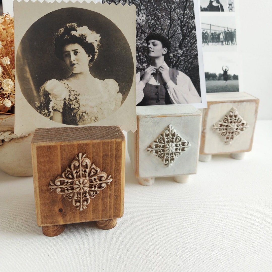 Rustic Wood Picture Holder, Mini Display Stand - Etsy