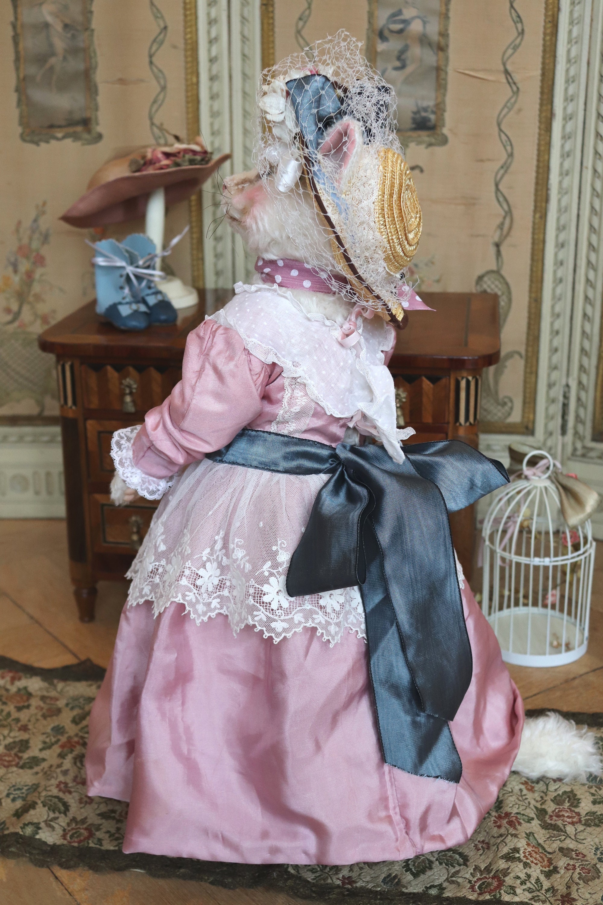 CHATEAU MIJOU Presents lily, a Victorian Cat, Humanized Dressed Cat ...