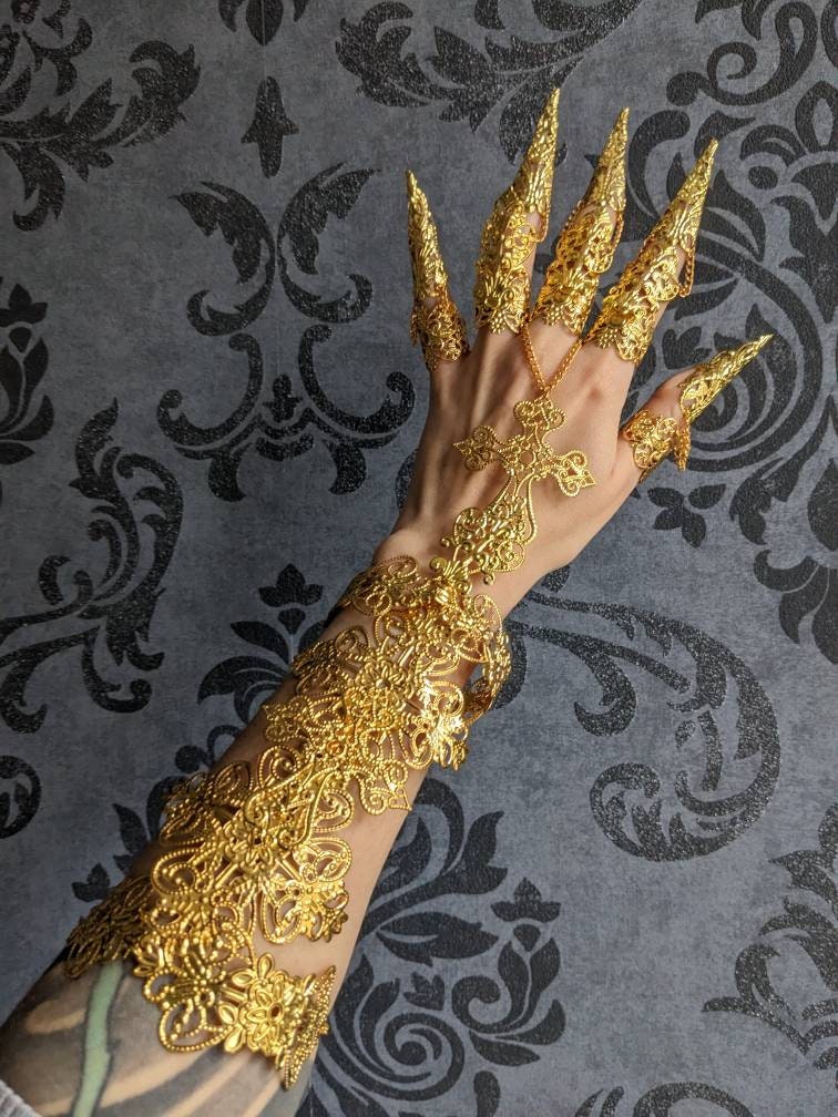 Arm Jewel, Hand Armor Chain and Fully Articulated Armor Fingers, Gold ...