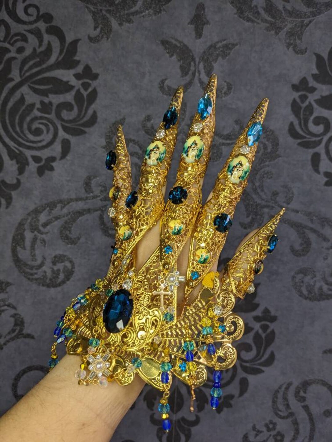 One Hand (hand Armor Jewel) and 5 Articulated Full Finger Armor Rings ...