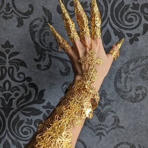 Arm Jewel, Hand Armor Chain and Fully Articulated Armor Fingers, Gold ...