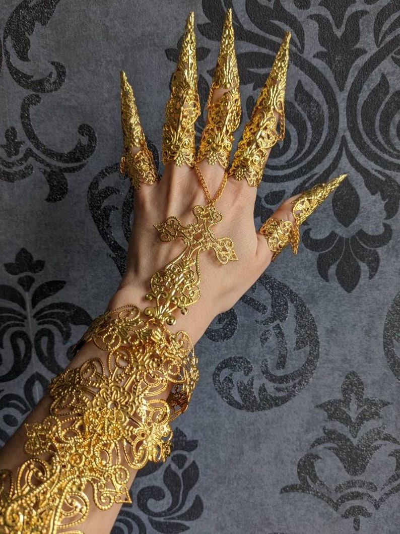 Arm Jewel, Hand Armor Chain and Fully Articulated Armor Fingers, Gold ...