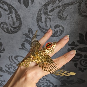 Biblically Accurate Angel: Winged Eye Finger Armor Ring Gold, Angel ...