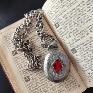 Charmed Prop Replica Melinda Warren's Locket - Etsy