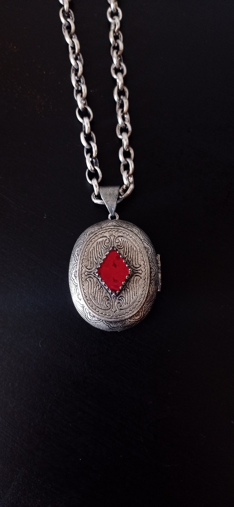 Charmed Prop Replica Melinda Warren's Locket - Etsy