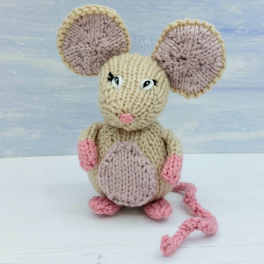Mabel the Mouse Knitting Pattern - Cute Mouse Pattern PDF Download - Etsy