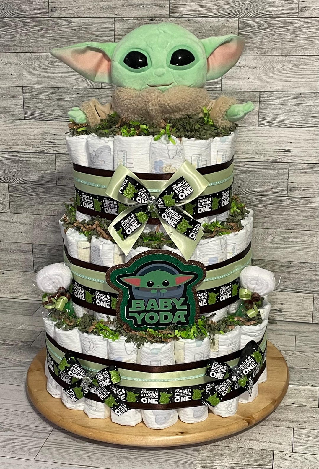 Handmade Yoda Diaper Cake | Star Wars Baby Shower Centerpiece | Grogu ...