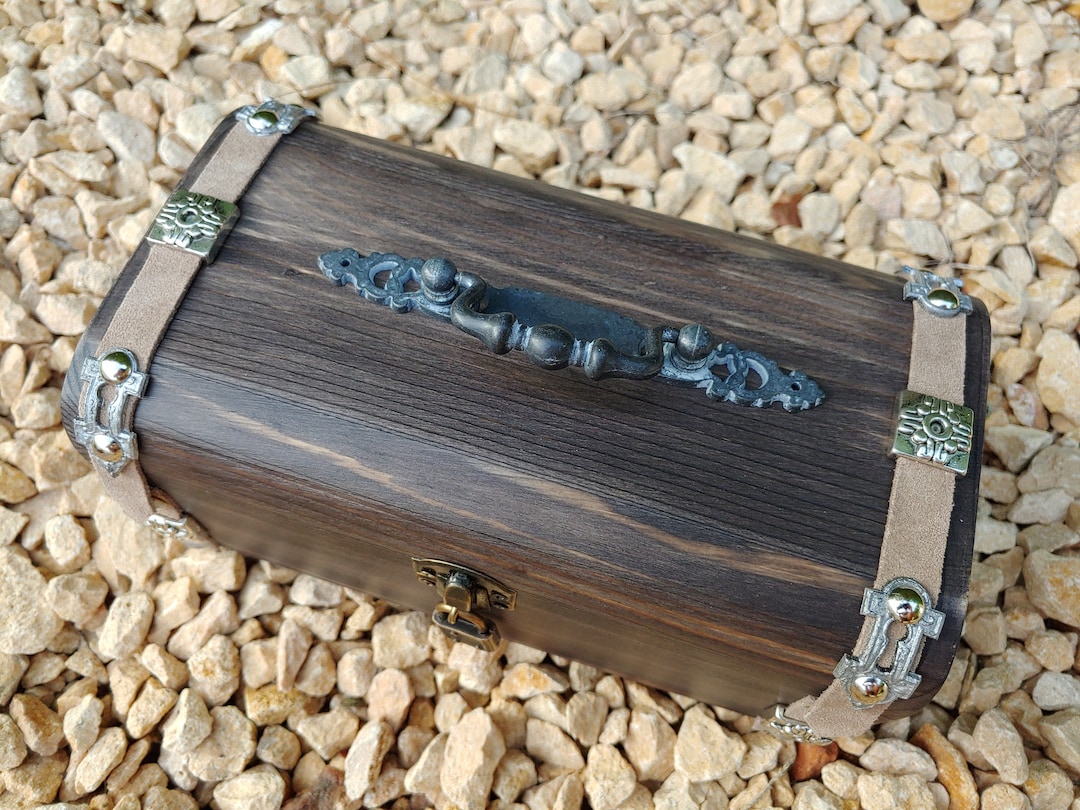 Treasure Chest With Padlock and Keys, Wooden Keepsake Chest With Handle ...