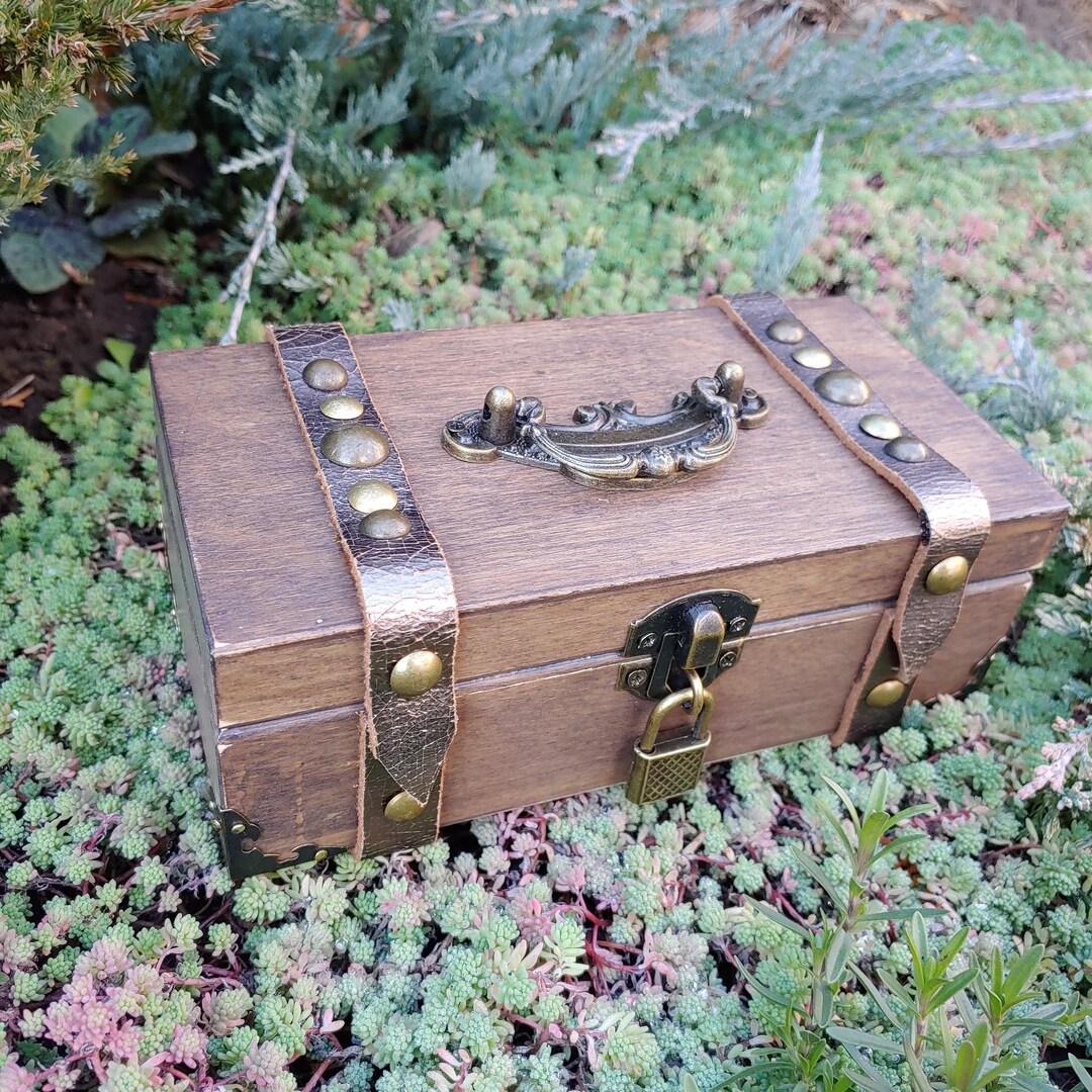 Miniature Suitcase Box With Lock and Key, Old Worn Suitcase, Men ...