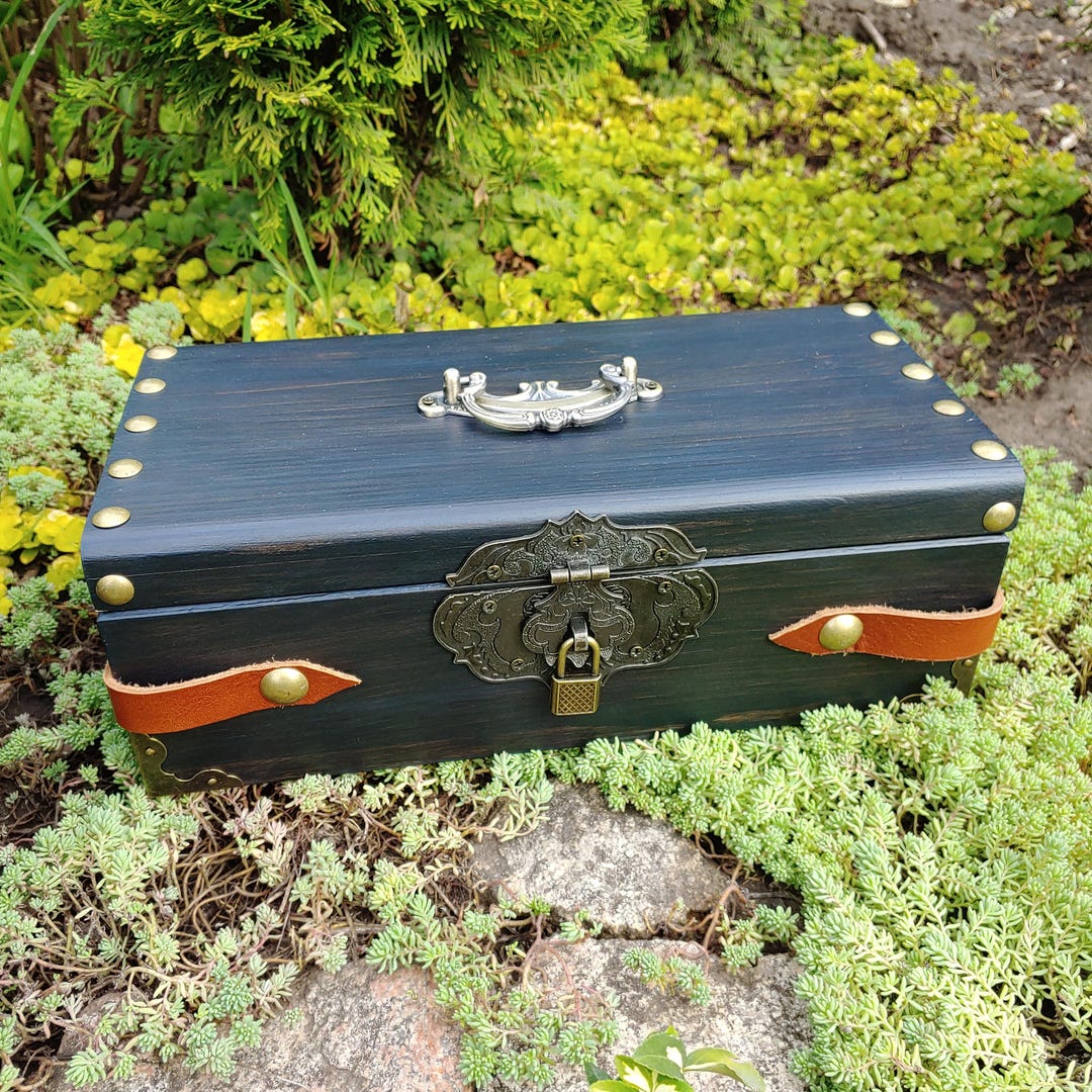 Black Pirate Treasure Chest With Handle, Treasure Chest With Lock ...