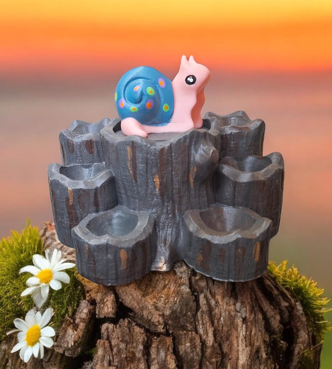 3D Printed and Painted Snail on Tree Stump Dice Holder Trinket ...