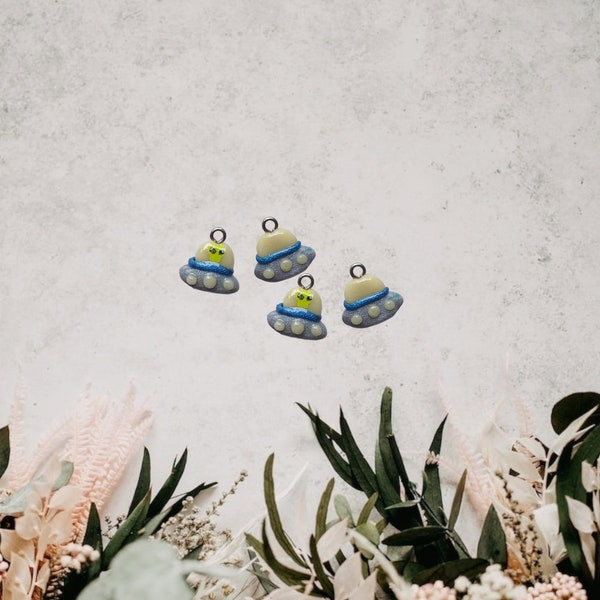 Alien Charm - Etsy